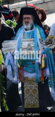 Greek Orthodox priest traditional robe Stock Photo - Alamy