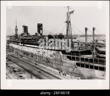 USS Wakefield (AP-21), Arrival at Dry Dock, Navy Yard, Boston ...