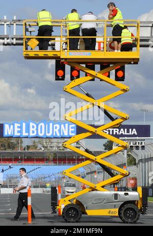 Formula One starting lights Stock Photo - Alamy