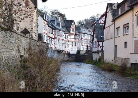 Elz bridge in Monreal during winter Stock Photo - Alamy