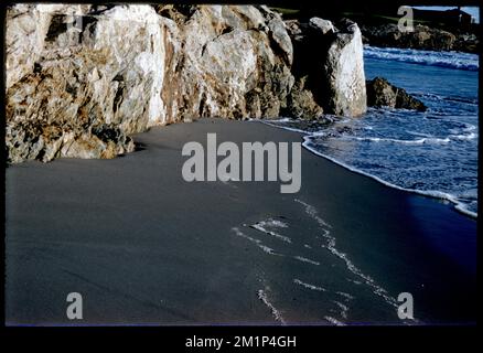Bailey's Beach, Rhode Island , Beaches. Edmund L. Mitchell Collection ...