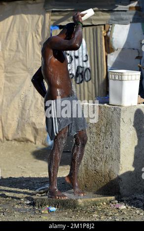 Illustration picture shows the daily life in a refugee camp, on Tuesday ...