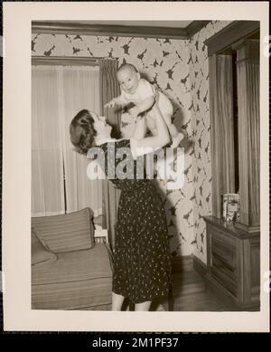 Jimmy and Barbara Amos and baby Jimmy Jr. , Infants, Families. Leon ...