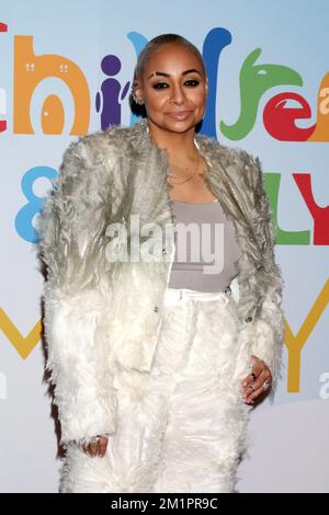 LOS ANGELES - DEC 10: Raven-Symone at the 2022 Childrens and Family ...