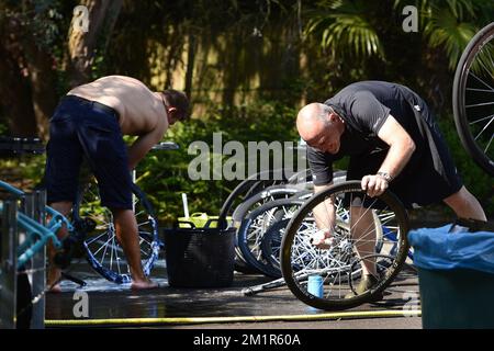 Illustration picture shows a mechanic from team Vacansoleil-DCM at work ...