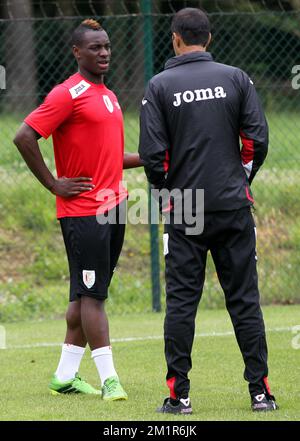 Standard's Paul-Jose Mpoku Ebunge celebrates after scoring during the ...