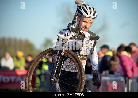 20131110 - HAMME, BELGIUM: Belgian Niels Albert in action during the ...