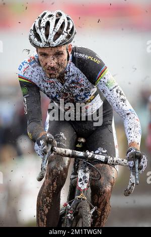 20140209 - HOOGSTRATEN, BELGIUM: Belgian Niels Albert crosses the ...