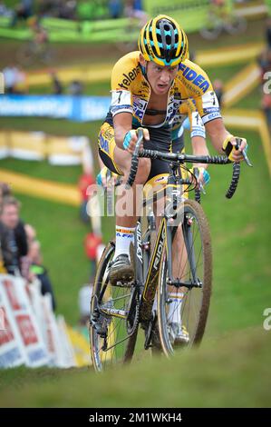 20141012 - RONSE, BELGIUM: Belgian Tom Meeusen pictured in action ...