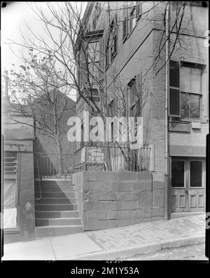 Boston, 2 Lynde Street, exterior detail, front door, Harrison Gray Otis ...
