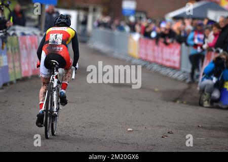 20151205 - ESSEN, BELGIUM: Belgian Sanne Cant pictured in action during ...