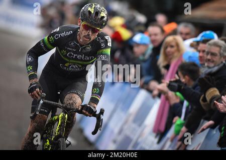 20151205 - ESSEN, BELGIUM: Belgian Sven Nys crosses the finish line at ...