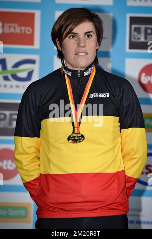 20160110 - LILLE, BELGIUM: Belgian Sanne Cant celebrates as she crosses ...