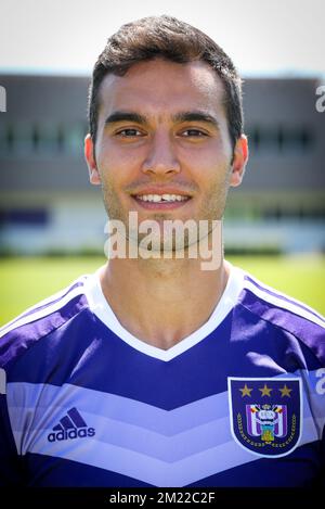 Anderlecht's Ivan Obradovic poses for photographer at the 2017-2018 ...