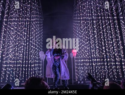 Governors Ball - Purity Ring in concert Stock Photo - Alamy