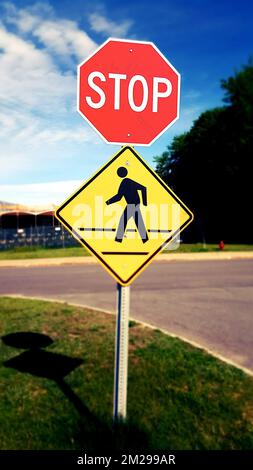 Signalitics panels stop | Panneaux de signalisation stop 30/08/2017 ...