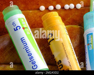 Homeopathy | Homéopathie granules Gelsemium 07/10/2017 Stock Photo - Alamy