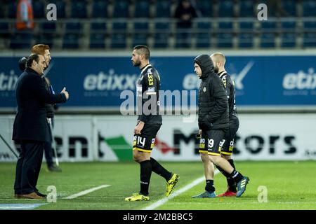 Lokeren's Mehdi Terki looks dejected after a Croky Cup 1/8 final game ...