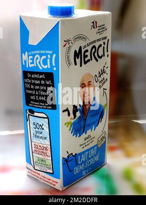 Milk | Lait des éleveurs 28/02/2018 Stock Photo - Alamy