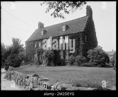 The Craddock House, 350 Riverside Avenue, Medford , Houses, Historic ...