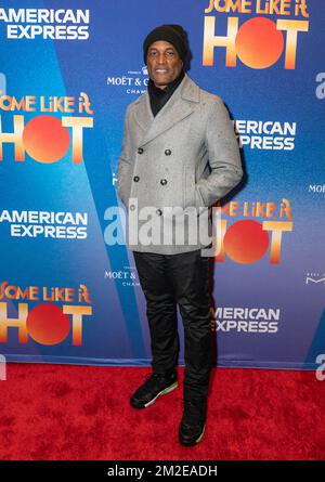 Kenny Leon attends the Broadway opening night of "Glengarry Glen Ross ...