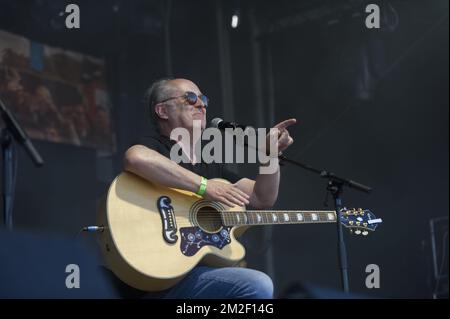 Alec Mansion at the Inc'Rock Festival | Alec Mansion à l'Inc'Rock ...
