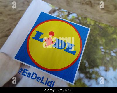 Lidl super market | Grande surface Lidl 15/05/2018 Stock Photo - Alamy