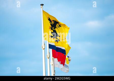 Flag of French Flanders. | Drapeau des Flandres française 05/05/2016 ...