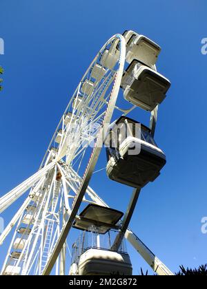 Ferris wheel Carousel | Manège grande roue de 33 mètres de hauteur et ...