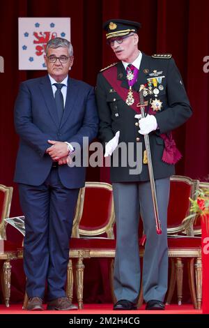 Marc Compernol, Minister of Defence and Public Service Steven Vandeput ...