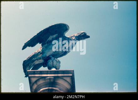 Eagle on Beacon Point, State House , Capitols, Monuments & memorials ...