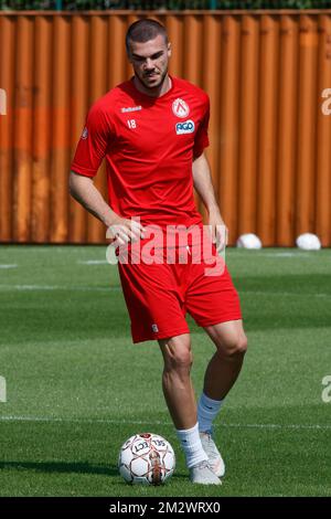 Kortrijk's new player Nihad Mujakic poses for photographer, at the 2019 ...