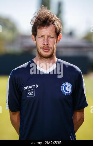 Gent's Thomas Matton poses for the photographer during the 2016-2017 ...