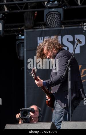 Singer an guitarist of the rock band Inspector Cluzo on stage Stock ...