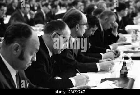 The 1970 Trade Union Congress of the Mining, Energy and General Workers ...