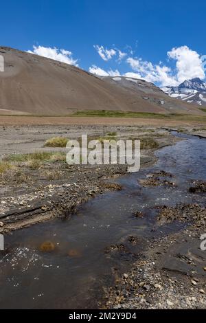 Volcano Planchón-Peteroa and landscape at Paso Vergara - crossing the ...