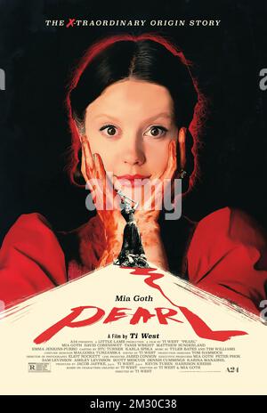 Pearl Mia Goth Stock Photo - Alamy