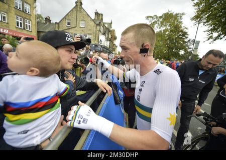 New World Champion Australian Rohan Dennis of Bahrain-Merida greets his ...