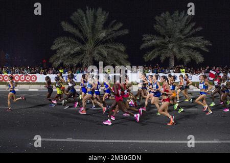Marathon Doha 2019 World Athletics Championships Marathon Stock Photo ...