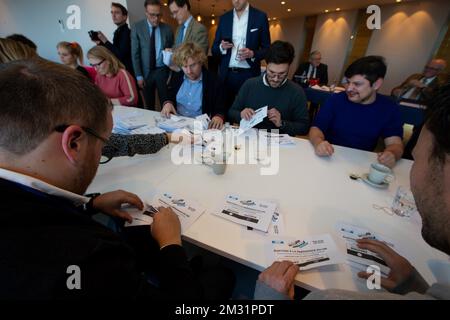 Illustration picture shows the vote count of the second round of the MR ...
