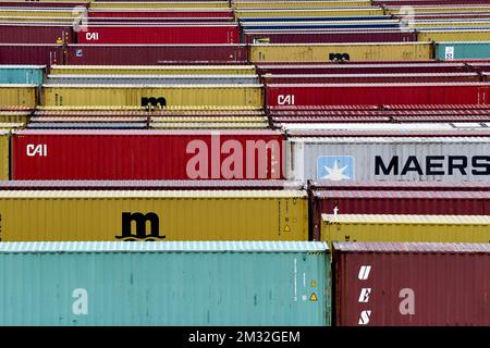 Illustration picture shows the MPET containter terminal in the Antwerp ...