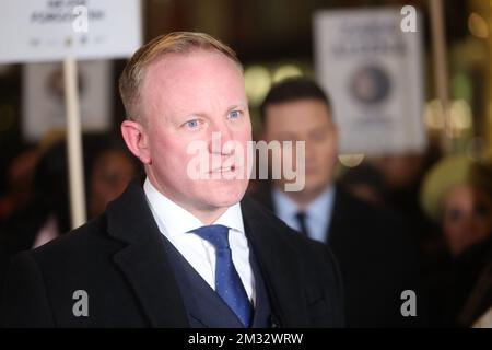 Sam Tarry, Labour MP for Ilford South speaking outside the Old Bailey ...