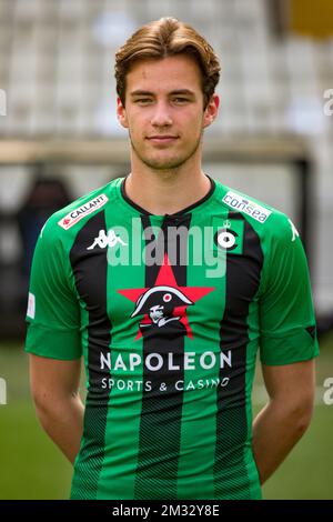 Cercle's Olivier Deman poses for photographer, at the 2019-2020 ...