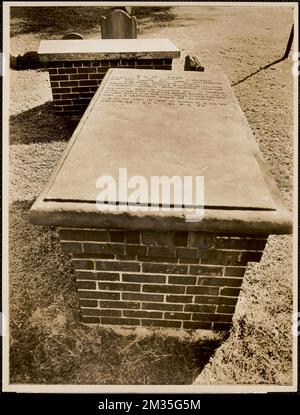 Grave of Richard Mather, the founder of the Mather family in New ...