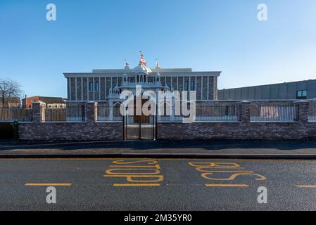 Swaminarayan Hindu temple Oldham taken on 14 December 2022. Shree ...