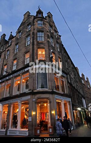 Edinburgh city centre architecture and cashmere shops on the Royal Mile ...