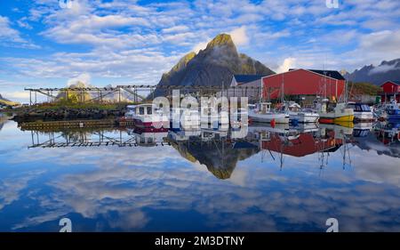 Taken @Reine, Norway Kirkeveien, Marken V, Reine, Moskenes, Nordland ...