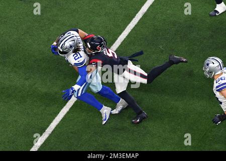 Houston Texans safety Jalen Pitre (5) defends against the Dallas ...