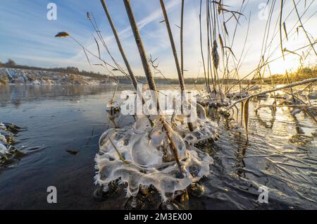 Winter landscape. Pugarevsky quarry, Vsevolozhsk Leningrad region Stock ...