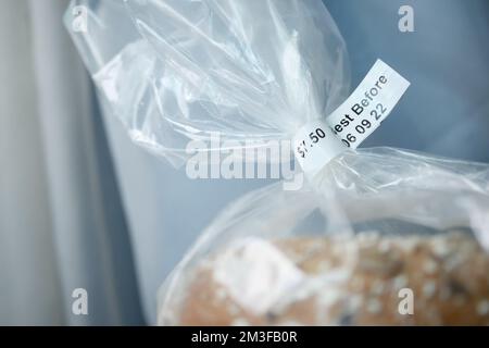 expiry date on a bread packet Stock Photo - Alamy